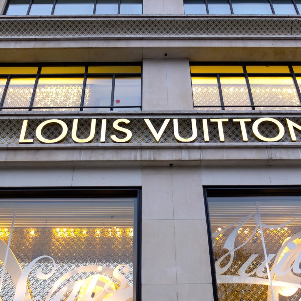 Louis Vuitton відкриє перший у світі меблевий бутик у Шанхаї ...