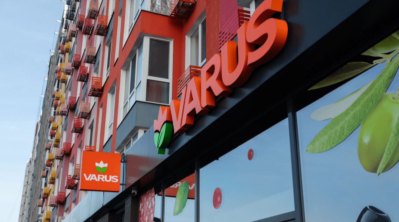 VARUS открыл первый супермаркет в новом формате "Как дома" в Одессе (фото) | Украинский Совет ...